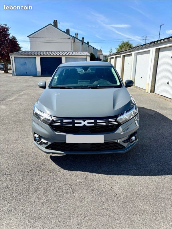 Dacia sandero expression TCE 90 - Voitures
