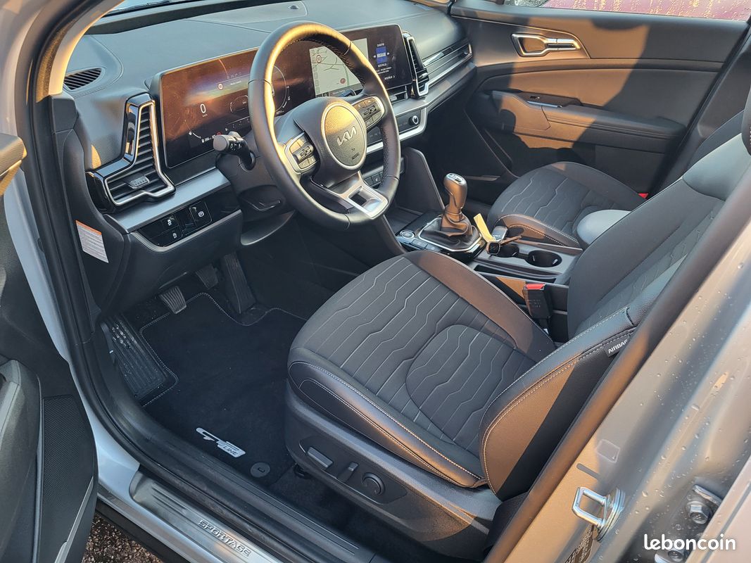 Kia Sportage 1.6 TGDI 16S 150 CV BV6 DESIGN + ATTELAGE - Voitures