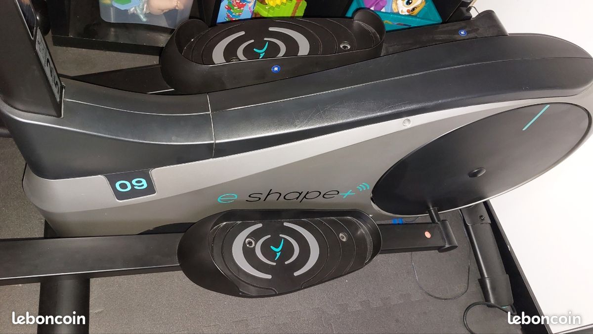 Vélo elliptique E shape + connecte très peu servi - Sport & Plein air
