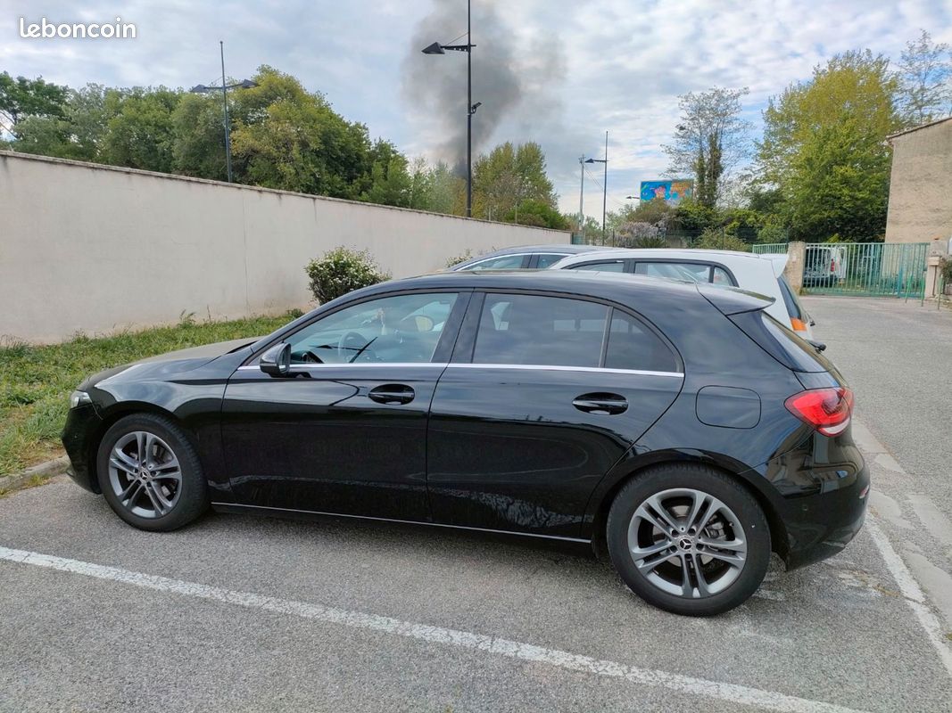 Mercedes-Benz Classe A 180 d 116ch Style Line 7G-DCT - Voitures