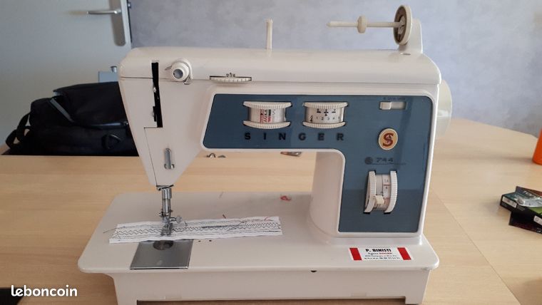 Singer 744 d’occasion | Plus que 2 à -75%