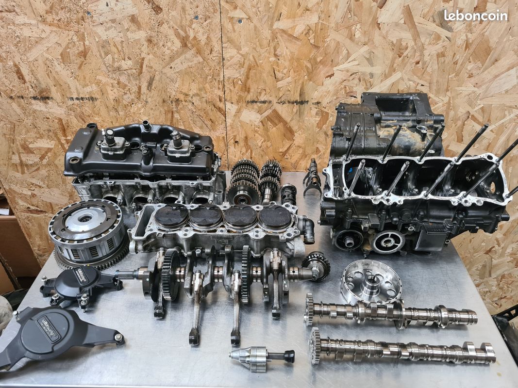 Toutes pièces moteur Honda CBR 1000 RR SC59 2012 à 2016 - Équipement moto