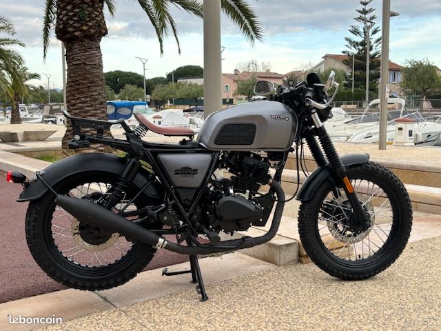 Brixton Rayburn 125 Cm3 ABS , Neuve - Motos