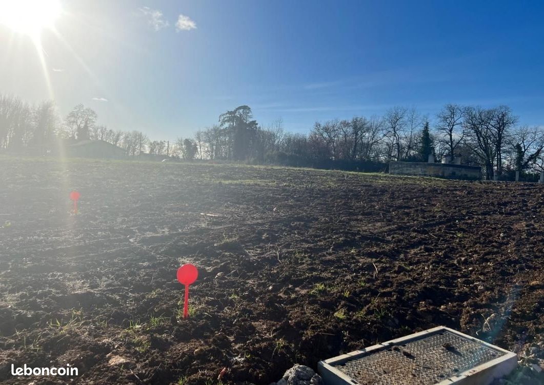 Terrain 600 m² Targon - Ventes immobilières