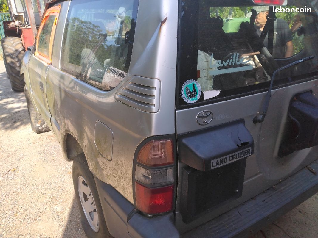 Toyota Kzj 90 - Équipement auto