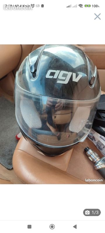 Unnn un Très jolie Casque intégral noire Taille S - Équipement moto