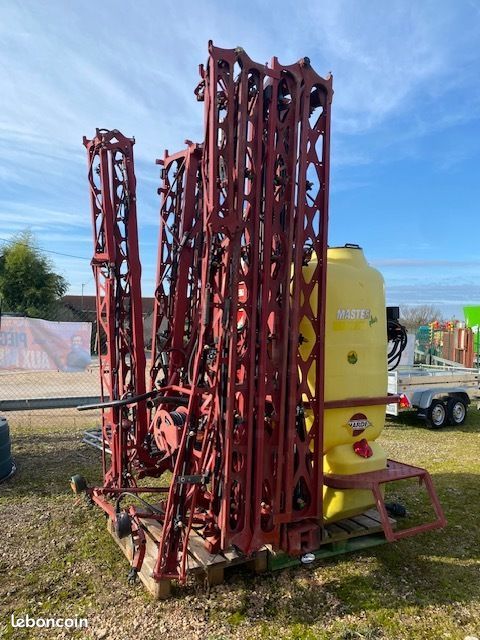 Hardi MASTER PLUS - Matériel agricole