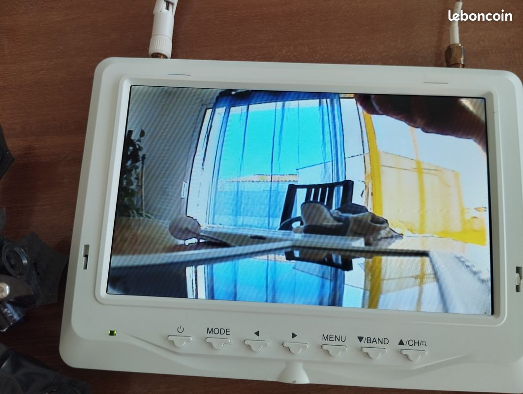 Ecran FPV 7" - Modélisme