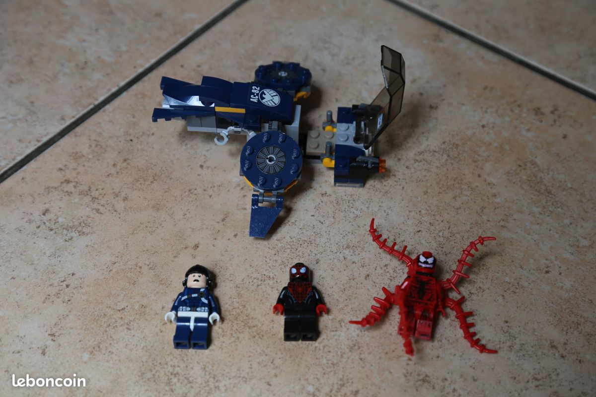 Lego Super Heroes- Marvel - 76036 - L'attaque Aérienne De Carnage ...