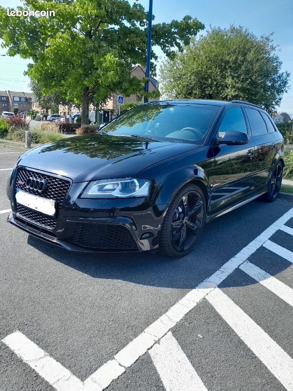 Audi RS3 8p 2011 340 cv - Voitures