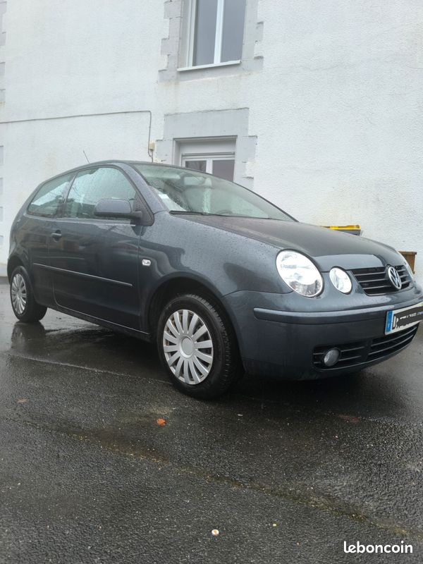 Polo 1.4l essence 5ch - Voitures