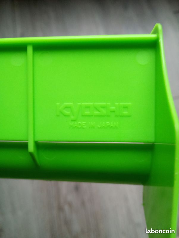 Aileron kyosho - Modélisme