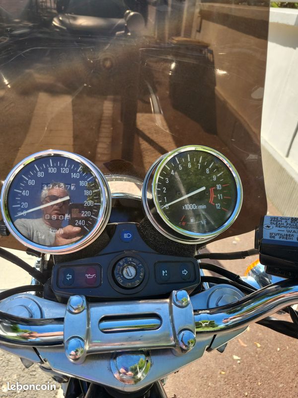 Je vend ma kawasaki zéphyr 750 cm2 héritage - Motos