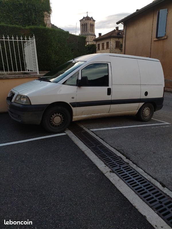 Fiat Scudo véhicule utilitaire - Utilitaires