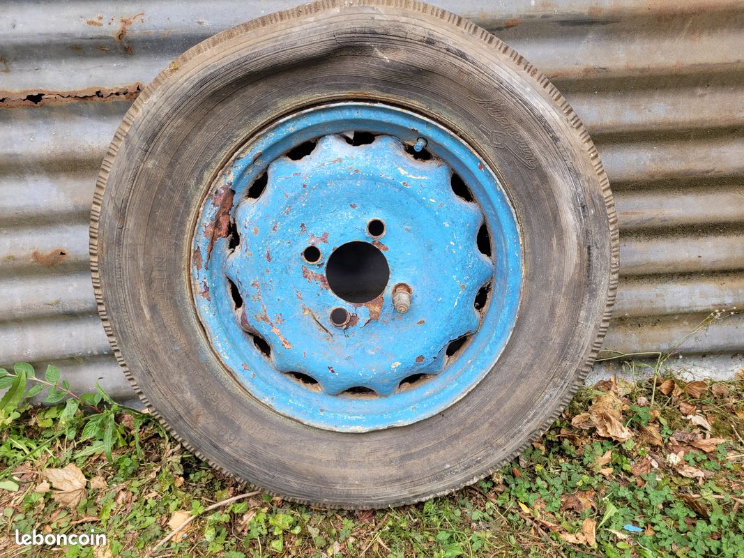 Jante pneu Michelin 160X40 S vers 1930 - Équipement auto