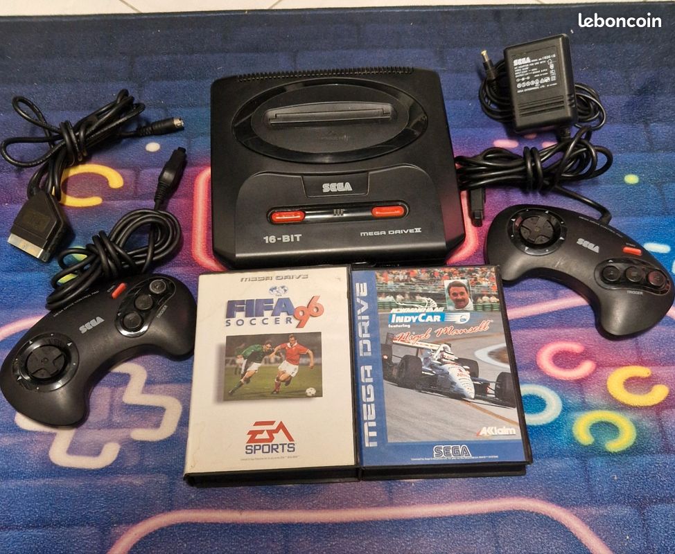 Console Sega Megadrive 2 avec deux jeux - Consoles