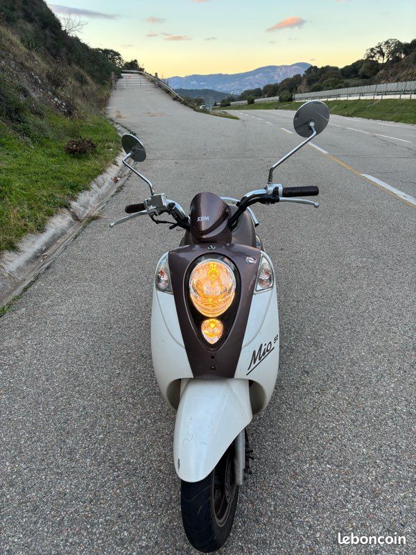 Sym mio - Motos