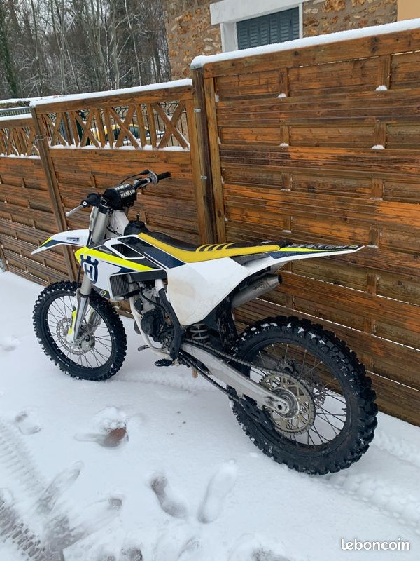 125 tc 2018 - Motos