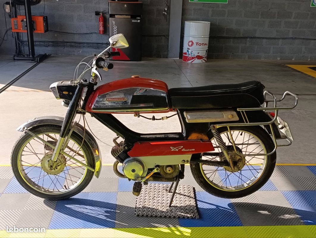 Mobylette MBK SP 93 - Motos