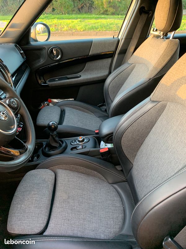 MINI Countryman 136 ch Cooper Longstone + Attelage - Voitures