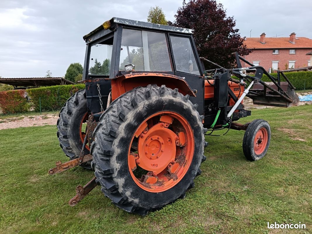 Tracteur someca 1000 - Matériel agricole