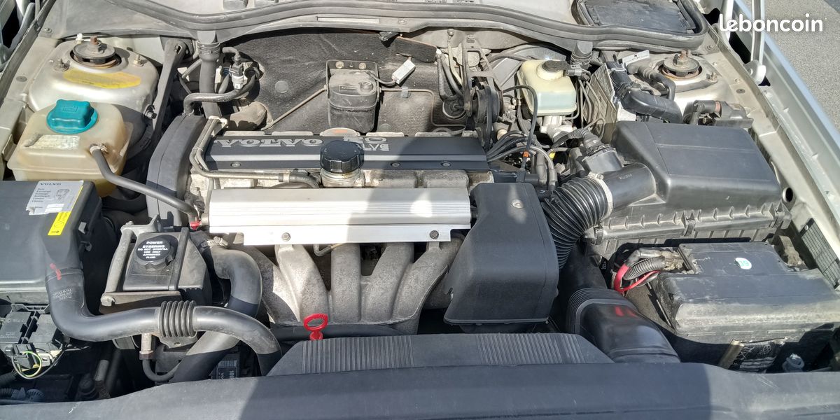 Volvo 850 GLT - Voitures