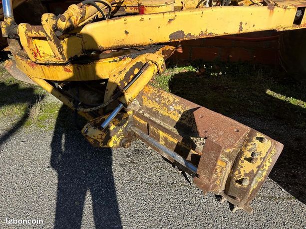 Niveleuse d'occasion - BTP - Chantier gros-oeuvre - leboncoin