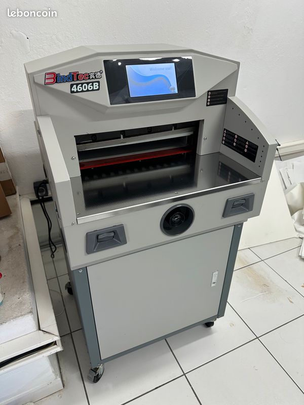 Massicot électrique pro BindTec 4606B – guillotine programmable A3+ - Équipements industriels