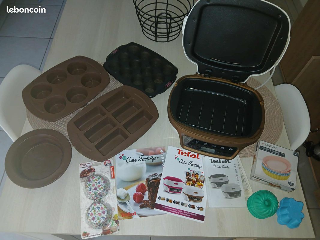 Cake factory + accessoires - Électroménager