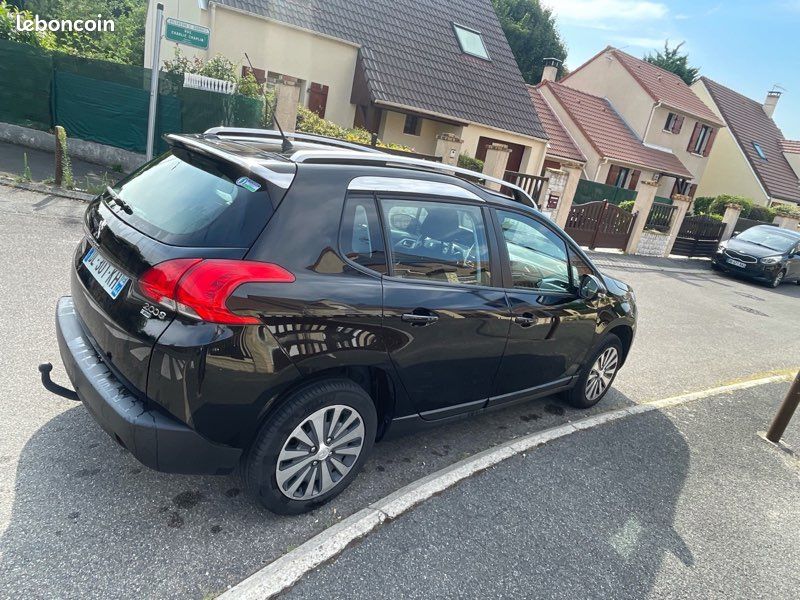 Peugeot 2008 1.6 E-HDI 92 ETG6 Business 2014 119000km - Voitures