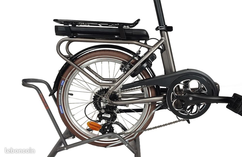 Pliable électrique GITANE e-NOMAD D8 - Gris - Vélos