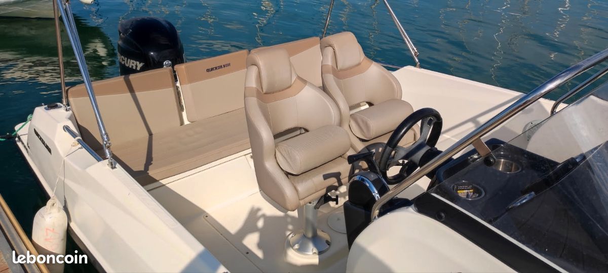 Quicksilver 675 activ moteur 200ch - Nautisme