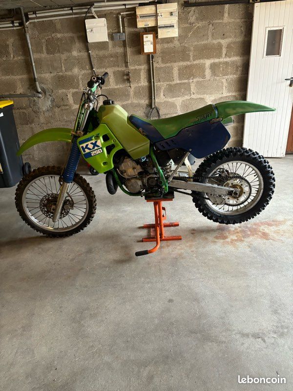 Kawasaki kx 250 1988 - Motos