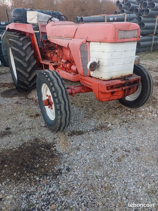 Tracteur Renault Master 1