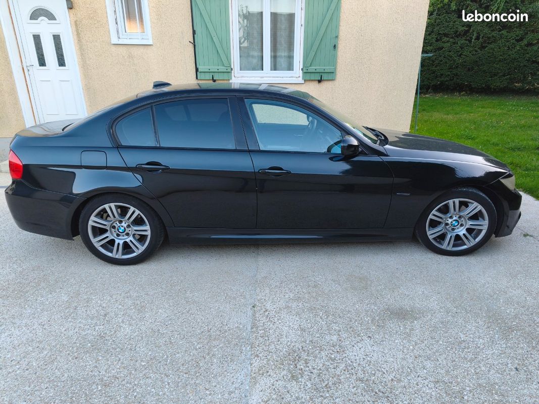 BMW E90 Pack M - Voitures