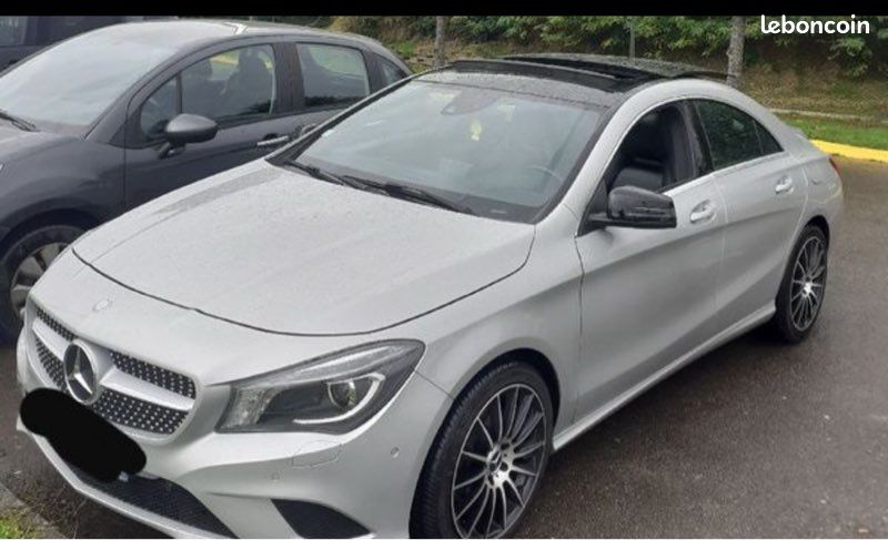 CLA 220d tout option - Voitures