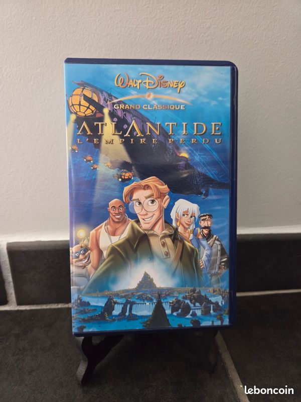 Cassette VHS Disney (Atlantide et Peter Pan 2) - Collection