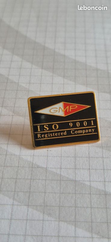 Pin's GMP ISO 9001 Registred Company - Collection