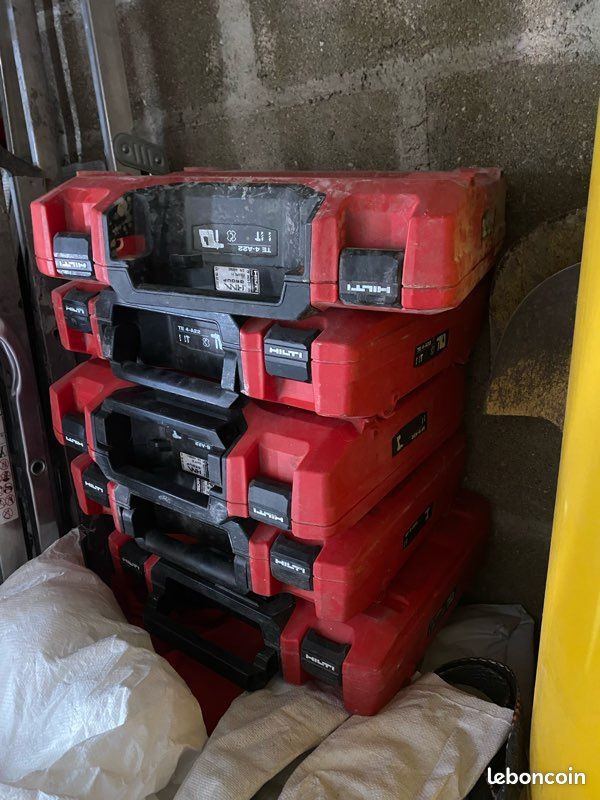 Boîte vide d hilti - BTP - Chantier gros-oeuvre
