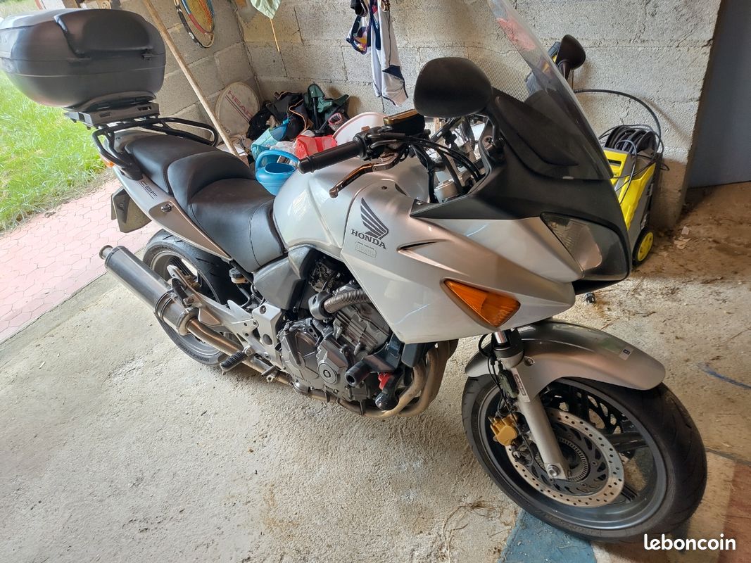 Honda CBF600S MTT1 A2 - Motos