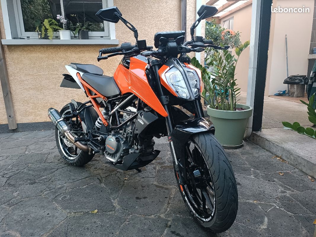 KTM Duke 125 - Motos