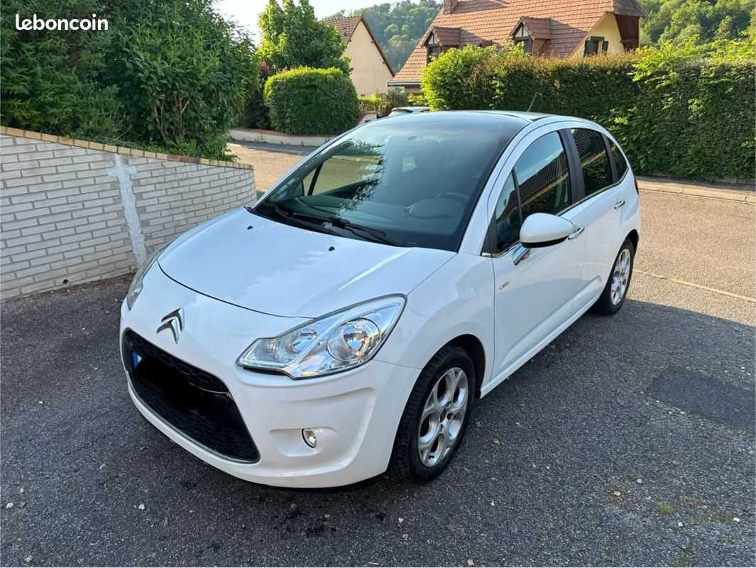 C3 - Exclusive - Blanche - Crochet d'atelage - Voitures