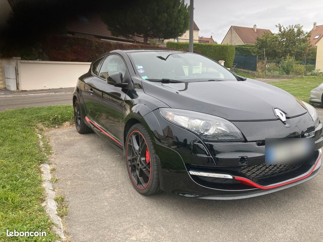 Megane Rs luxe châssis Cup, 265 cv - Voitures