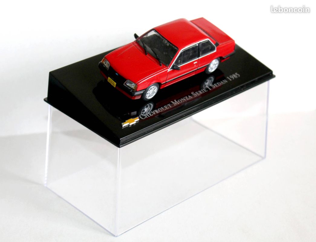 Chevrolet monza serie i sedan 1985 rouge, miniature 1/43 voiture ...