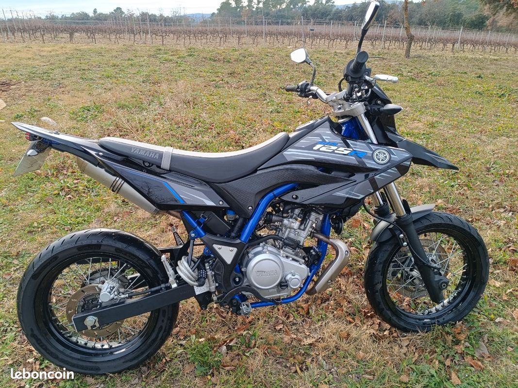 Yamaha WRX 125 - Motos