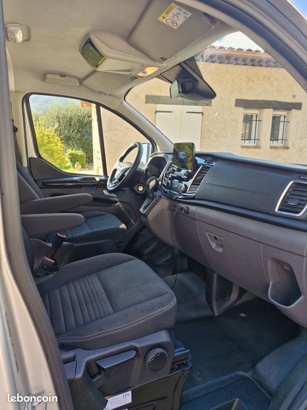 FORD TRANSIT FONT VENDOME 2,0 L / 170 CV TDCi - Caravaning