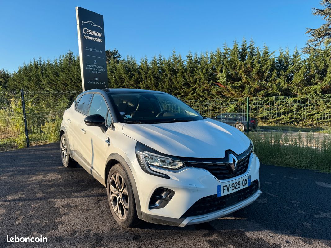 Renault Capture 1,3 TCE 140 cv EDC Intens - Voitures