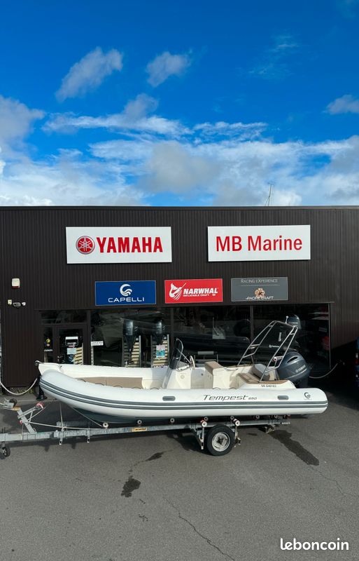 Semi-rigide Capelli Tempest 650 Open version luxe - Nautisme