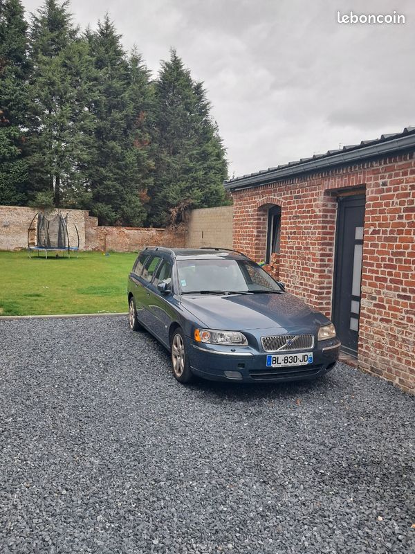 Volvo v70 - Équipement auto