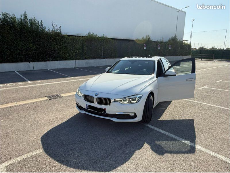 BMW 320d f30 - Voitures